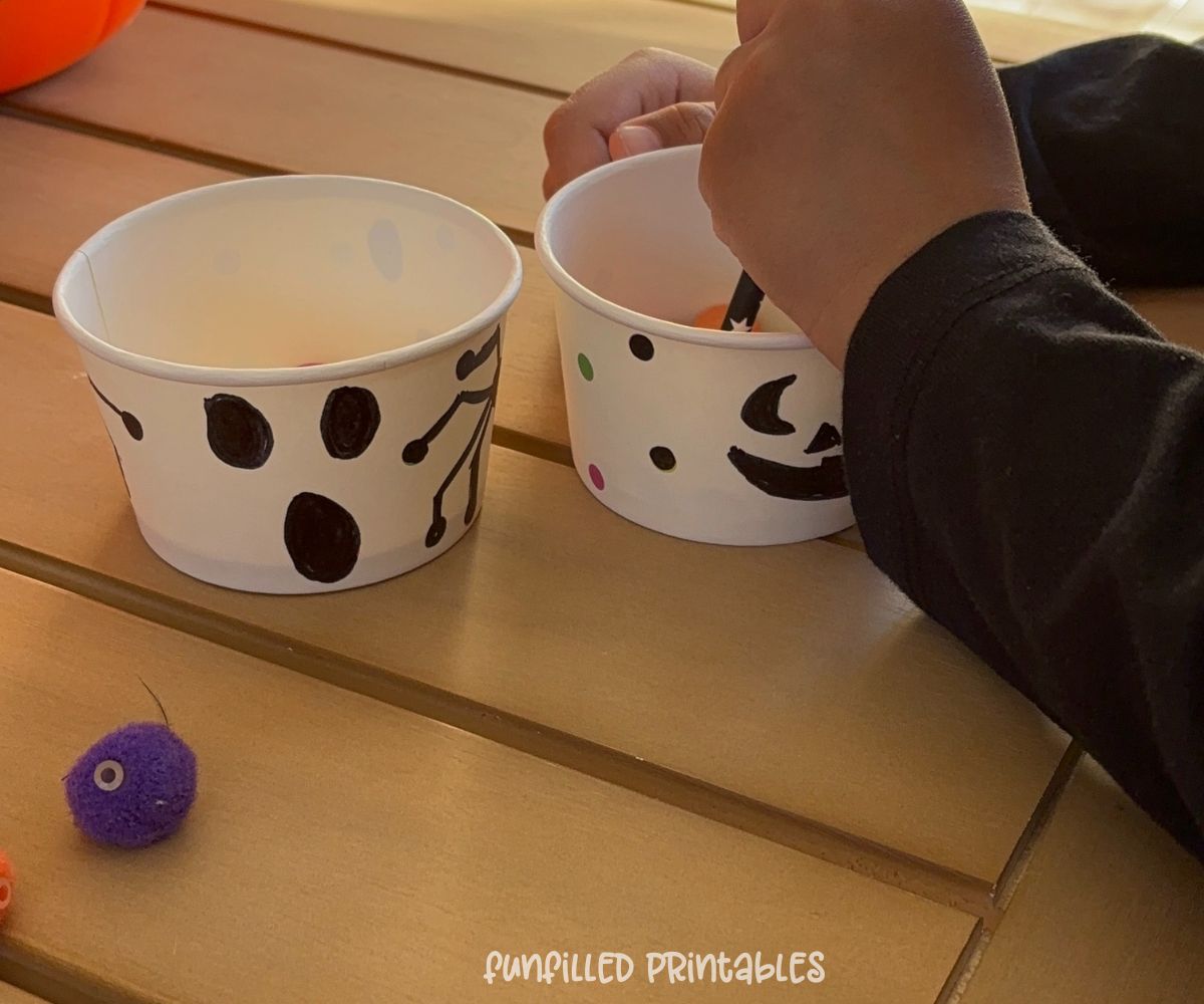 30 Fun Halloween Minute To Win It Games - funfilledprintables